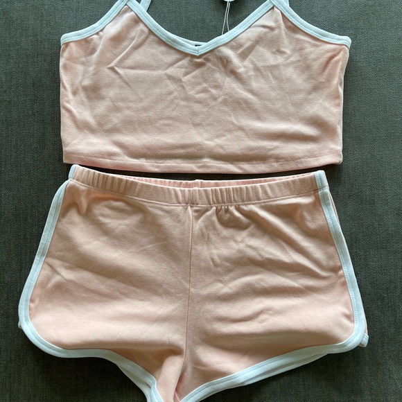 Intimates & Sleepwear | Pink Crop Top Pajama Set Shorts And Tank Top ...